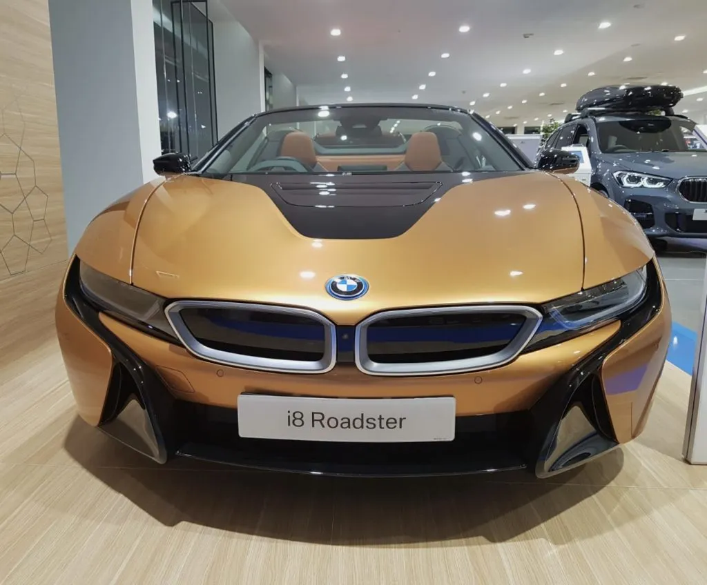 BMW I8 Roadster • Lawrence Smith Specialist Car Consultant And Broker